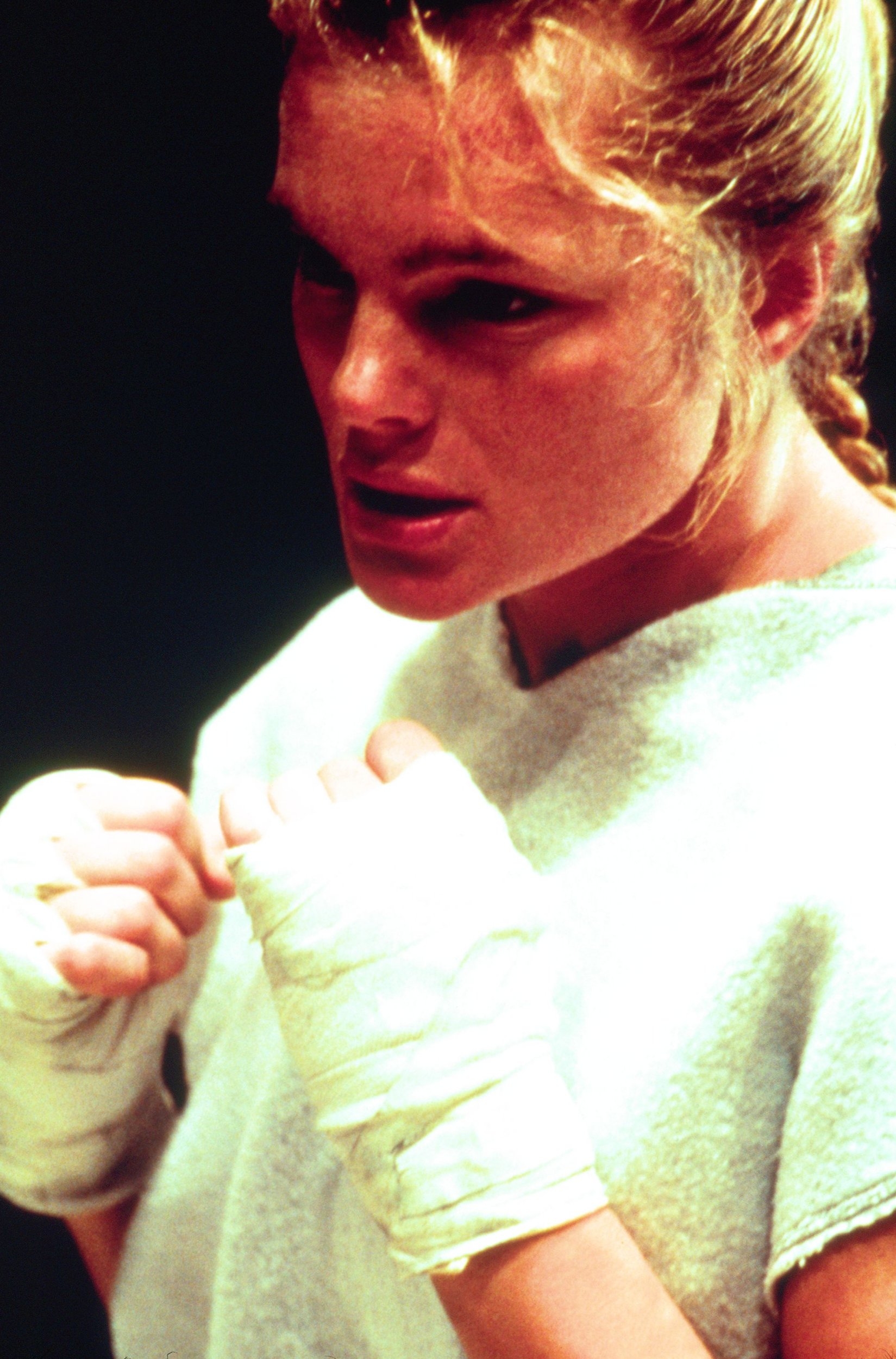 Erika Eleniak