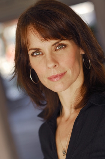 Alexandra Paul