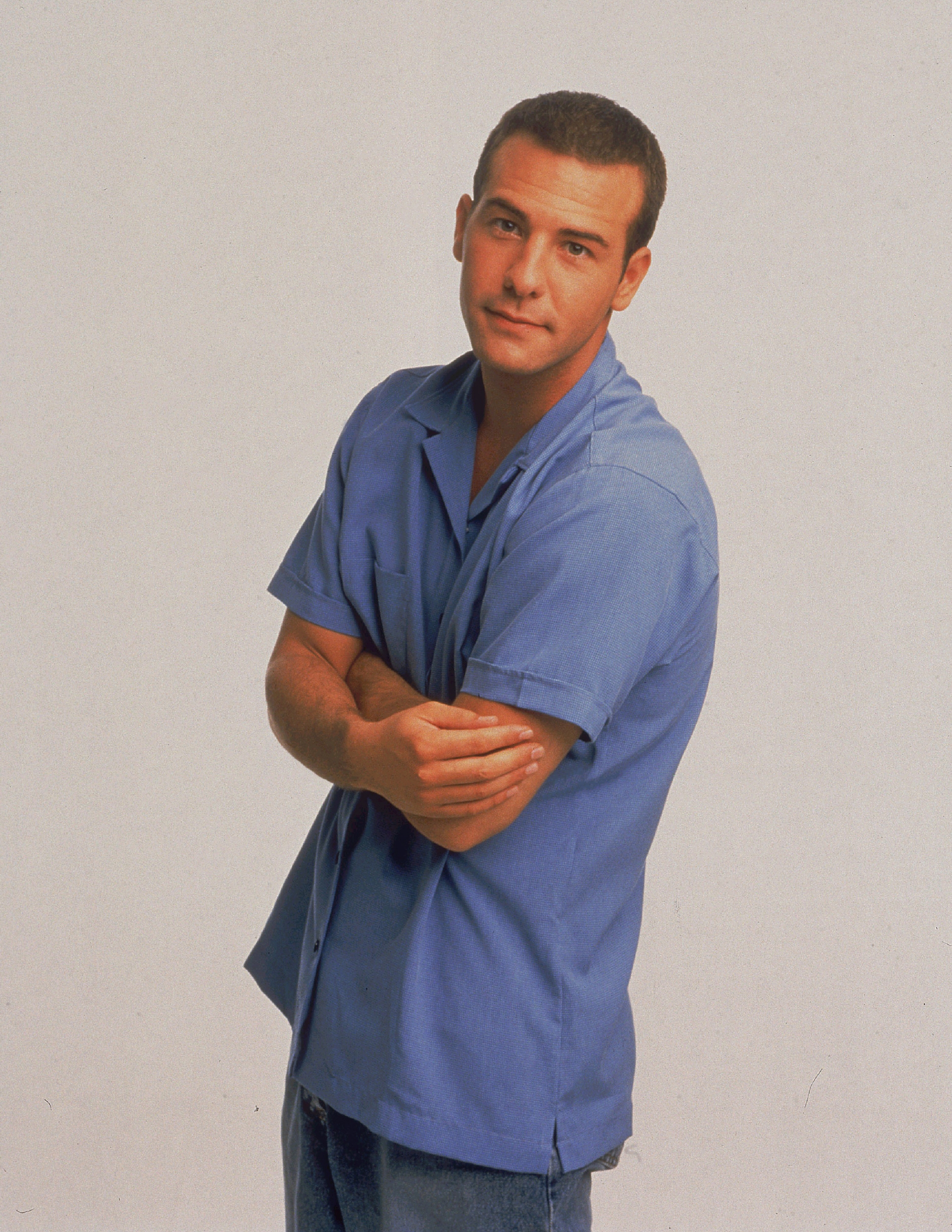 Két srác, egy csaj és egy pizzéria / Két pasi meg egy csajszi / Két ...