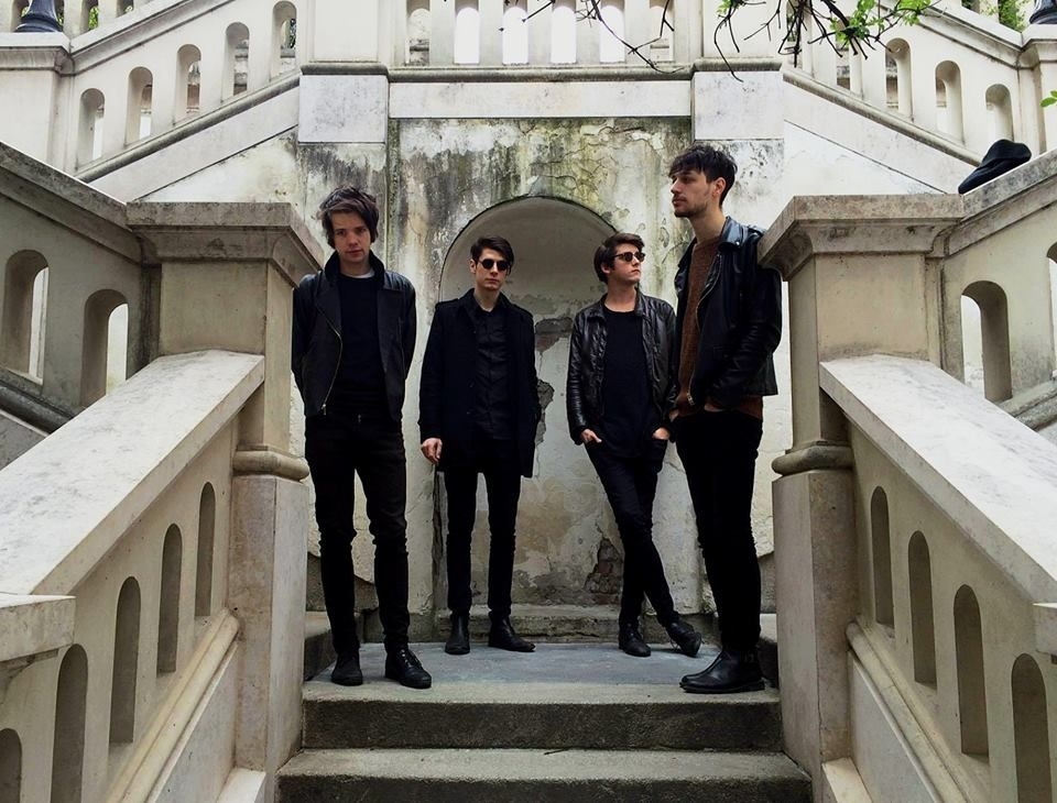 Middlemist Red