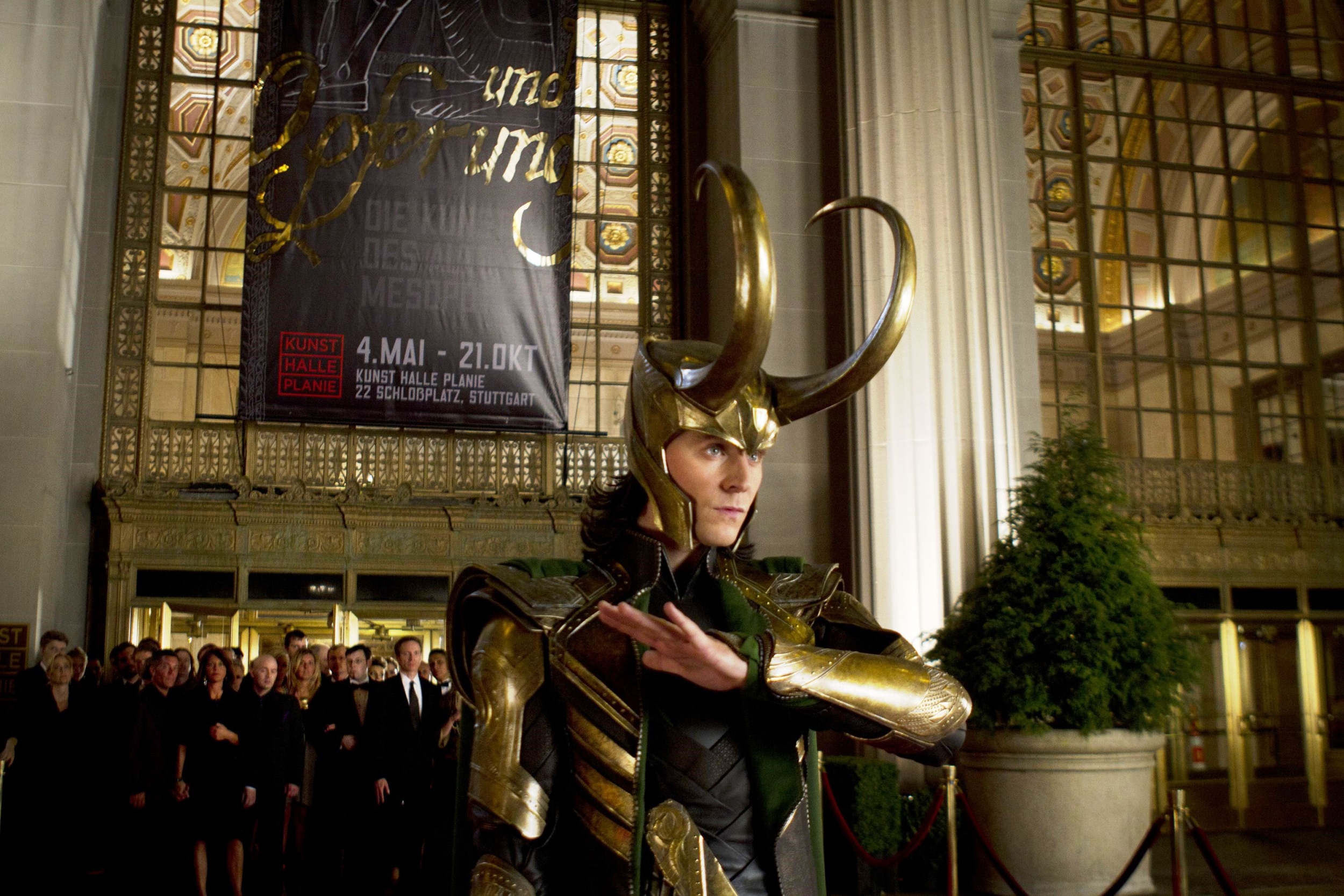 Tom Hiddleston