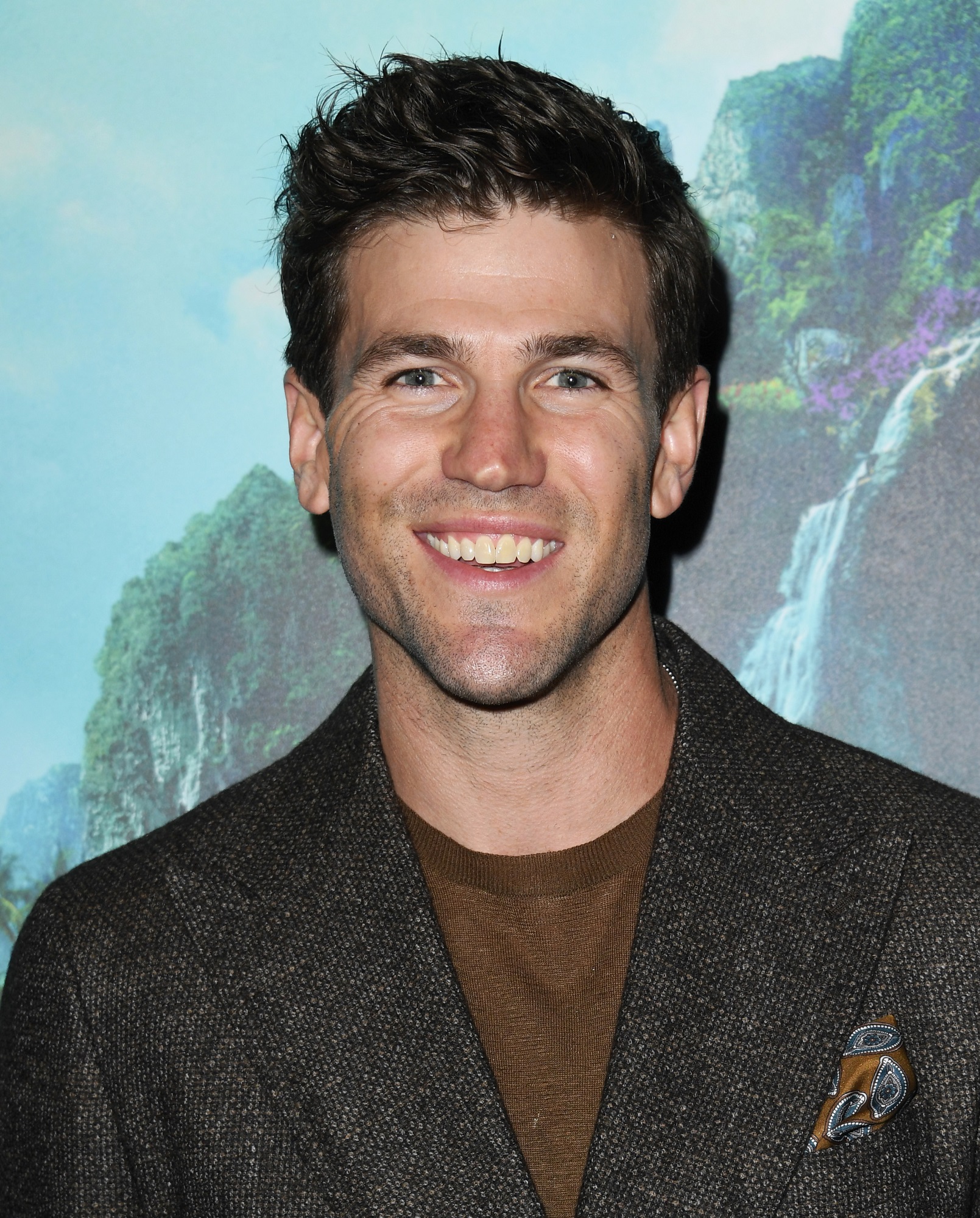 Austin Stowell