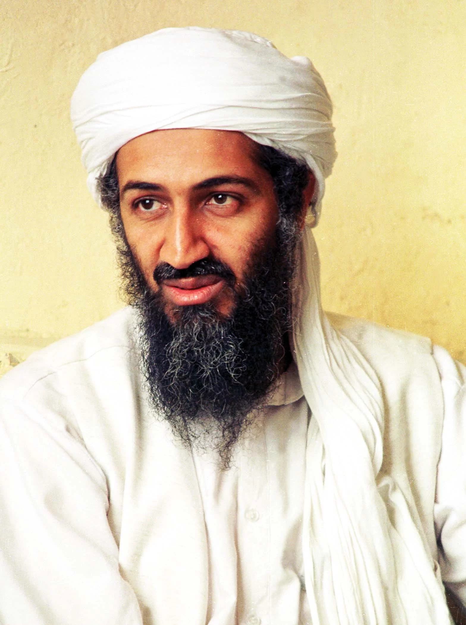 Osama Bin Laden testközelből