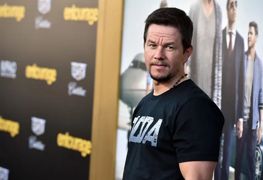 Jason Statham babérjaira tör Mark Wahlberg