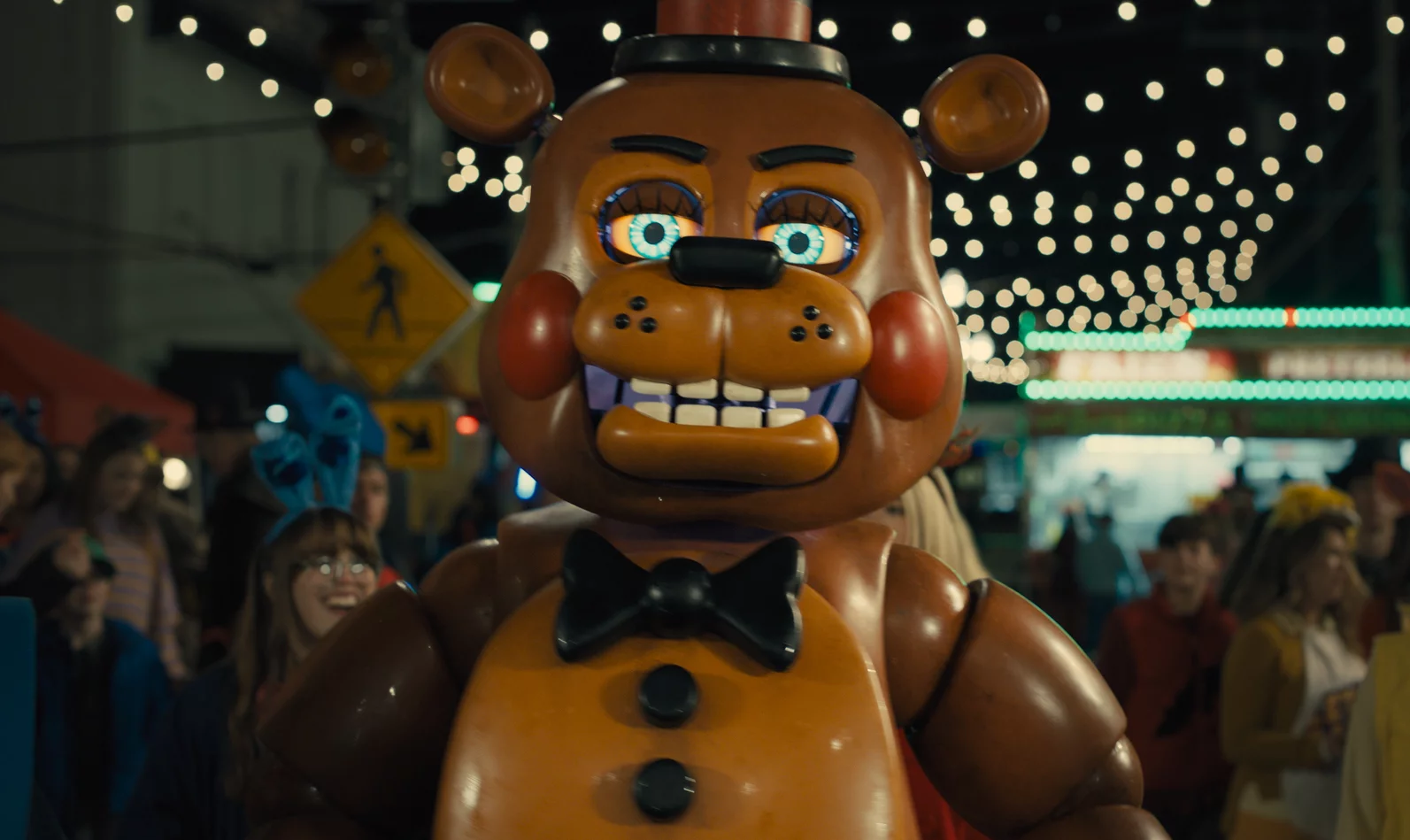 Öt éjjel Freddy Pizzázójában 2